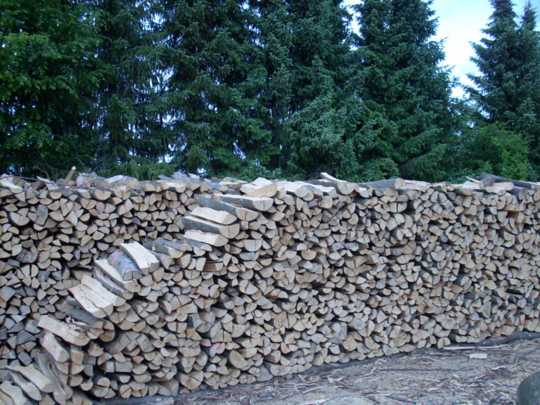 Brennholz – Zimmermann | Landwirtschaft & Forstbetrieb